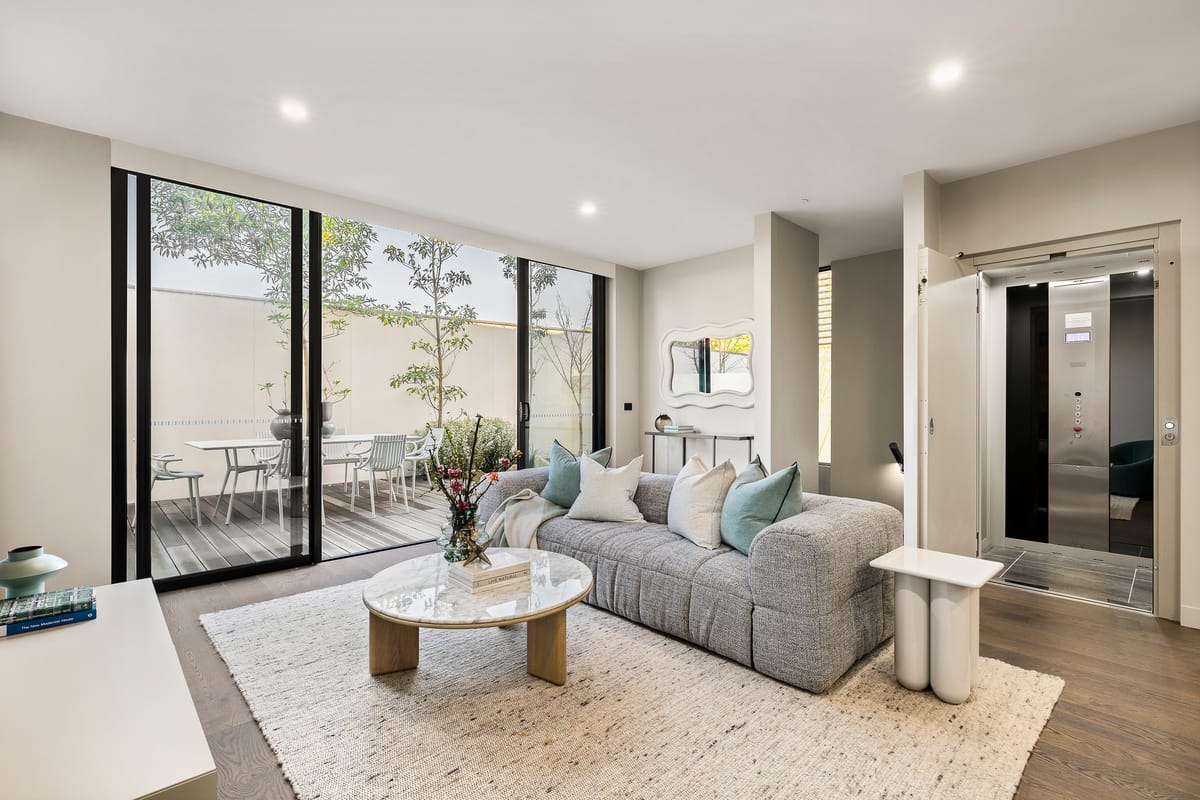 TH4 & 16/4 Barenya Court, Kew, VIC 3101 | Realty.com.au