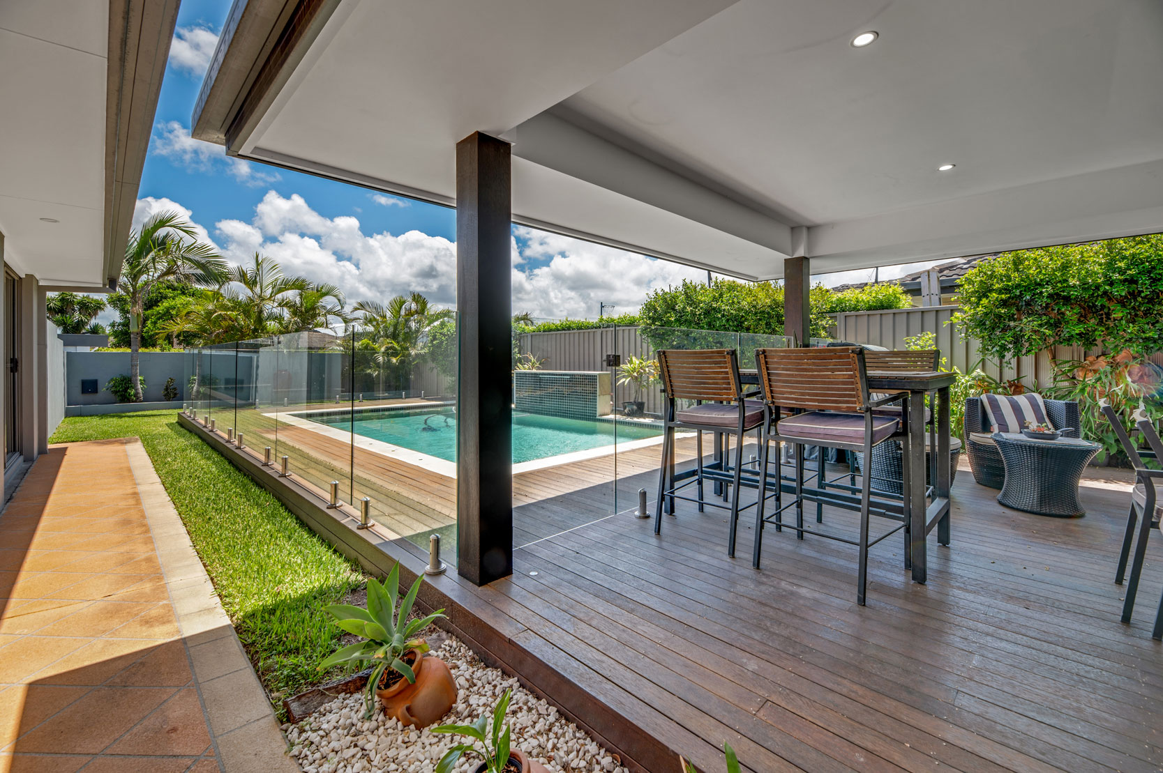 17 Manakin Avenue, Burleigh Waters, QLD 4220 | Realty.com.au