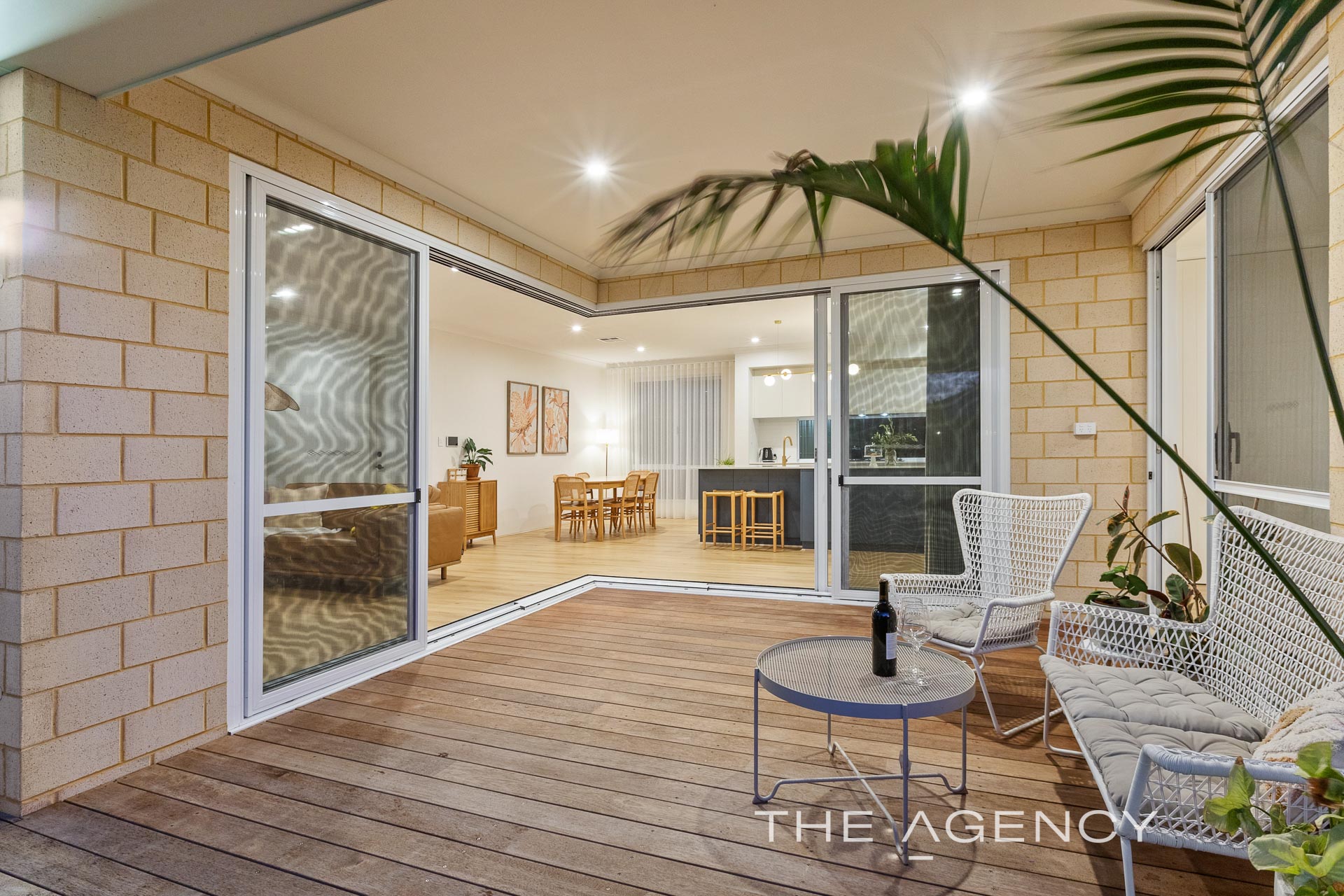 16 Topaz Way, Treeby, WA 6164 | Realty.com.au