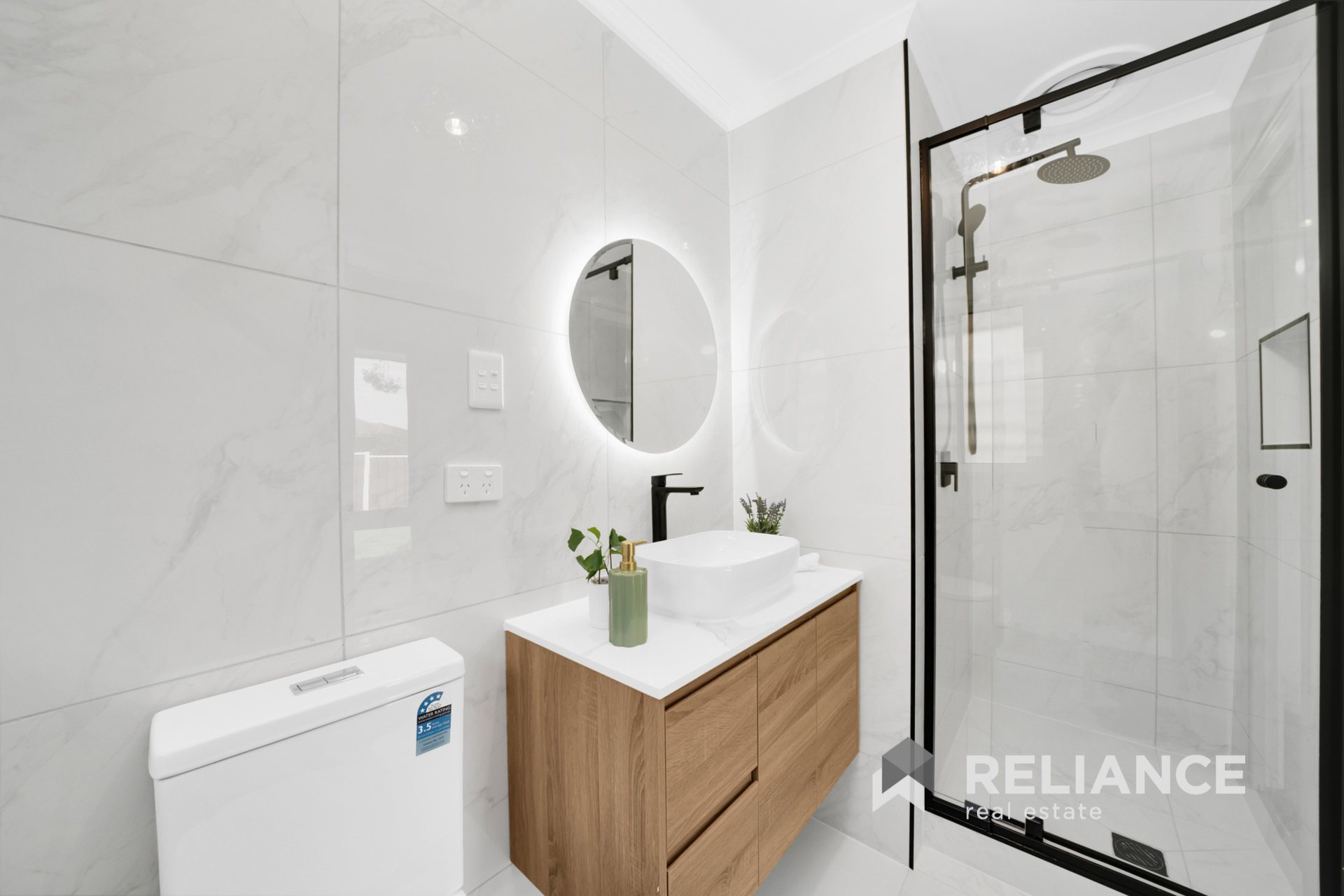 2 Bolger Crescent, Hoppers Crossing, VIC 3029 | Realty.com.au