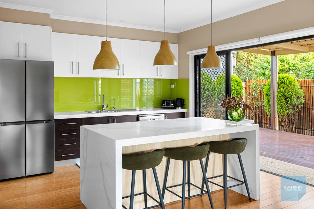 11 Catani Mews, Caroline Springs, VIC 3023 | Realty.com.au