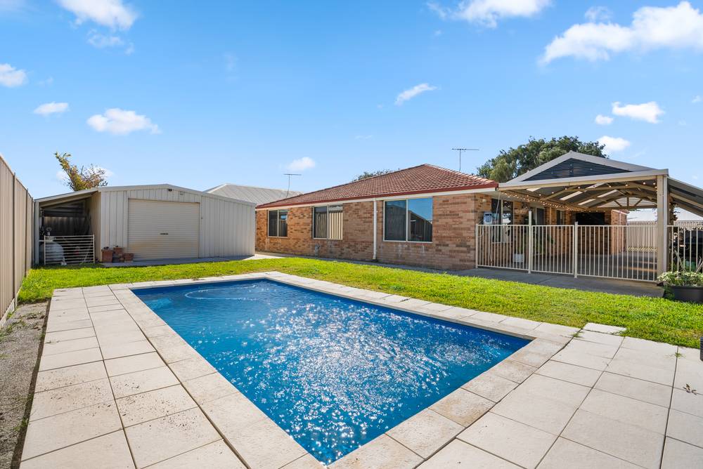 12 La Estrada Way, Port Kennedy, WA 6172 | Realty.com.au